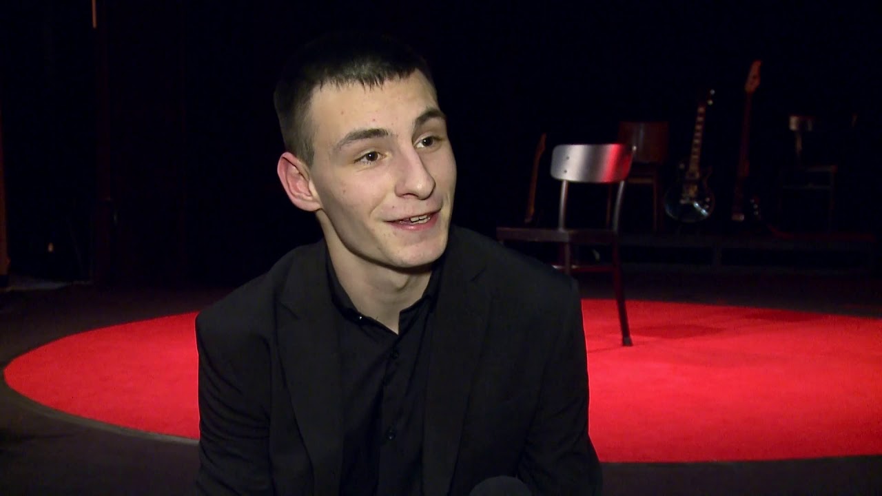 GKL SPLIT & PLAYDRAMA - HAMLET - YouTube