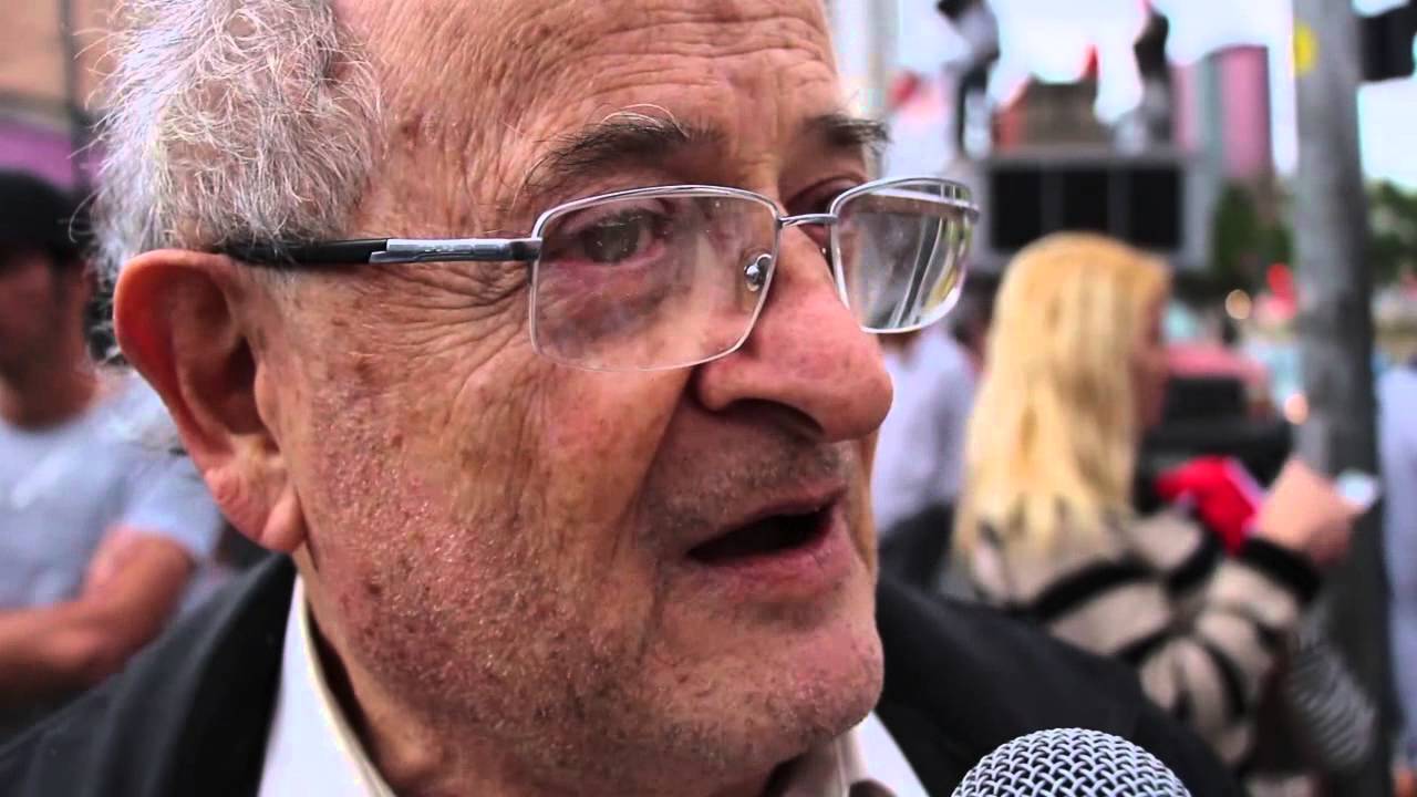 As ruas em defesa da democracia | Max Altman - YouTube