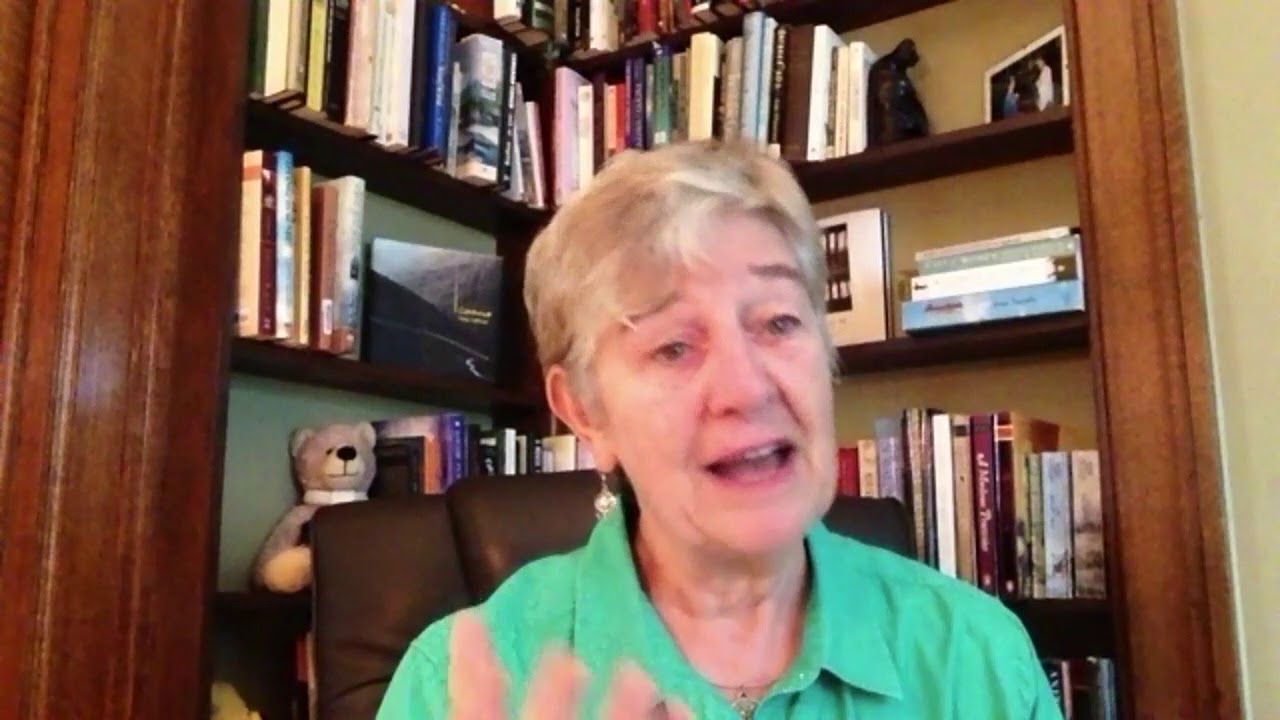 Dramatic Play in the Early Years, With Elizabeth Coffman - YouTube