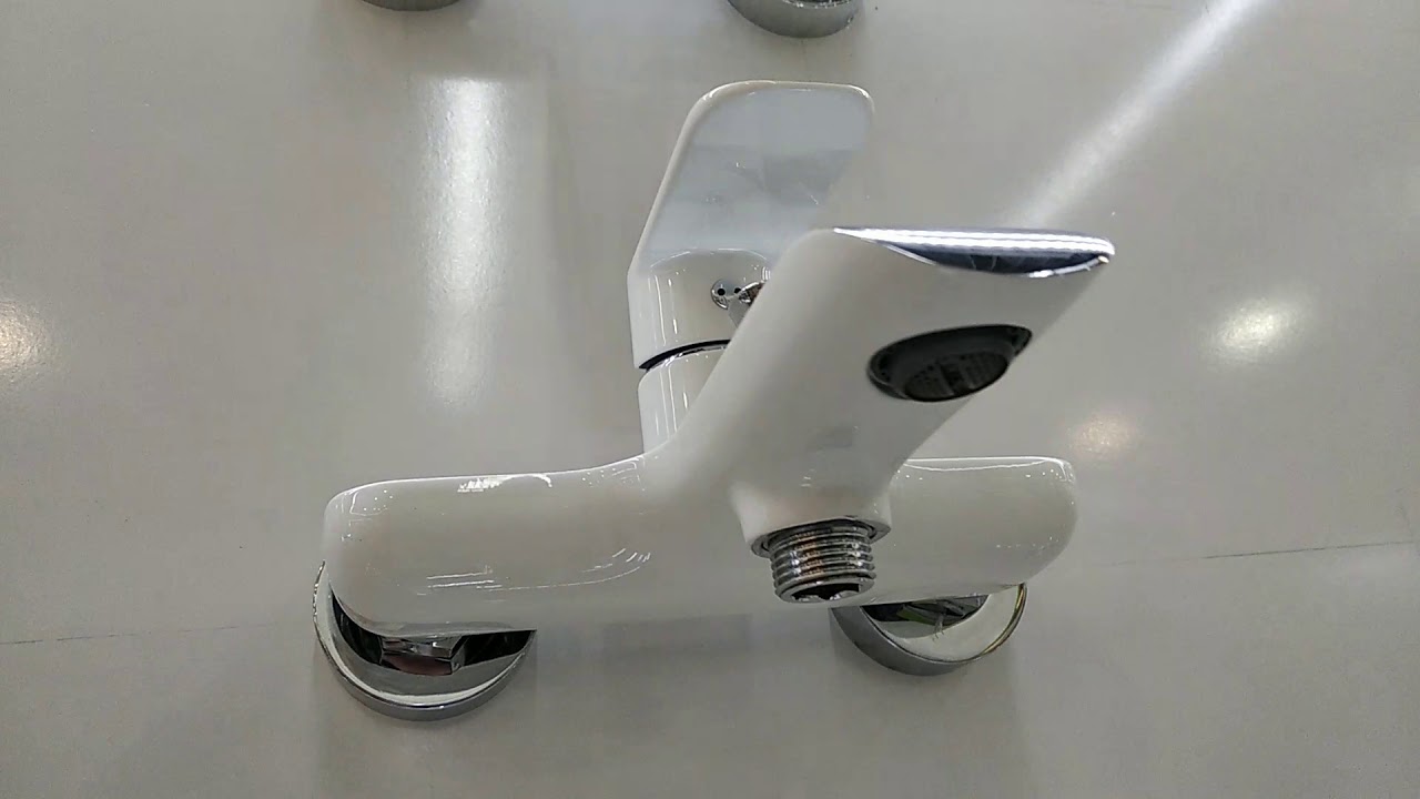 Смеситель для ванны Devit Iven 43113141 Devit Iven змішувач для ванни зі стіни хром білий - YouTube