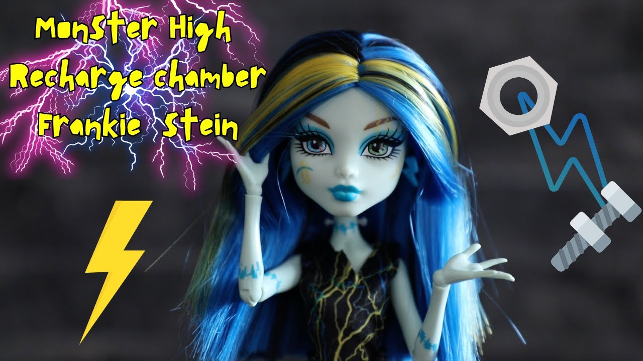 Monster High Freaky Fusion recharge chamber Frankie Stein review ...