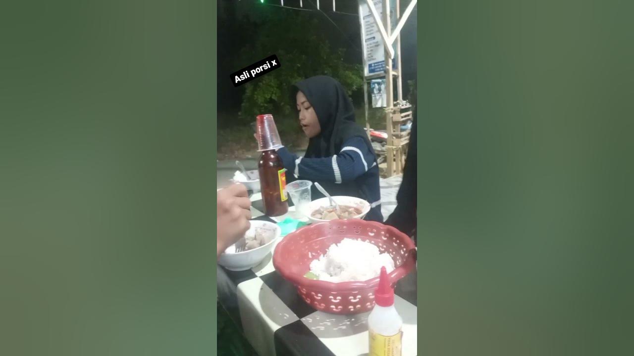 Ema MZ salam pentol ganal2 lawan nasi apa'aan Alhamdulillah kor la kenyang😁 - YouTube