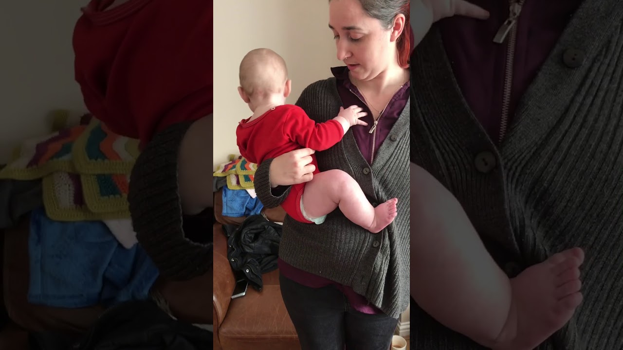 Baby clinging and physical communication (In-arms carrying) - YouTube