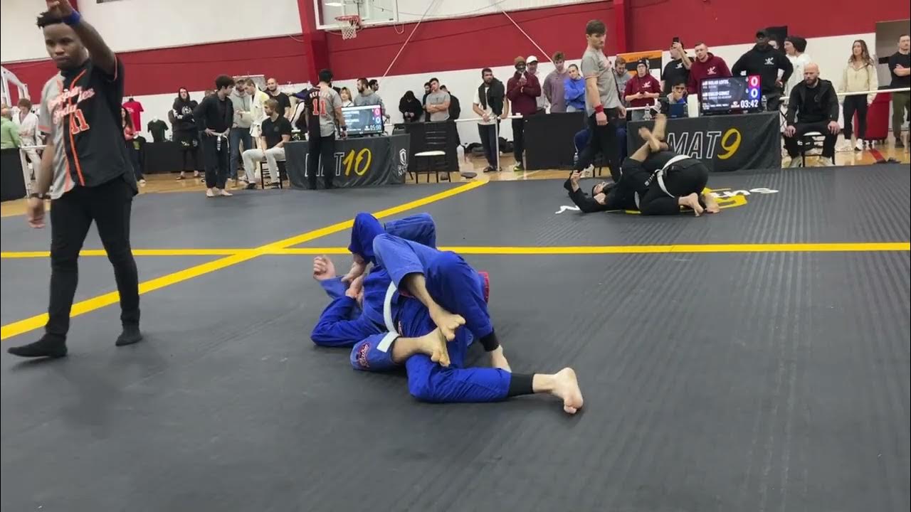 My first BJJ competition: White belt 185 Seniors Rd 1 - YouTube