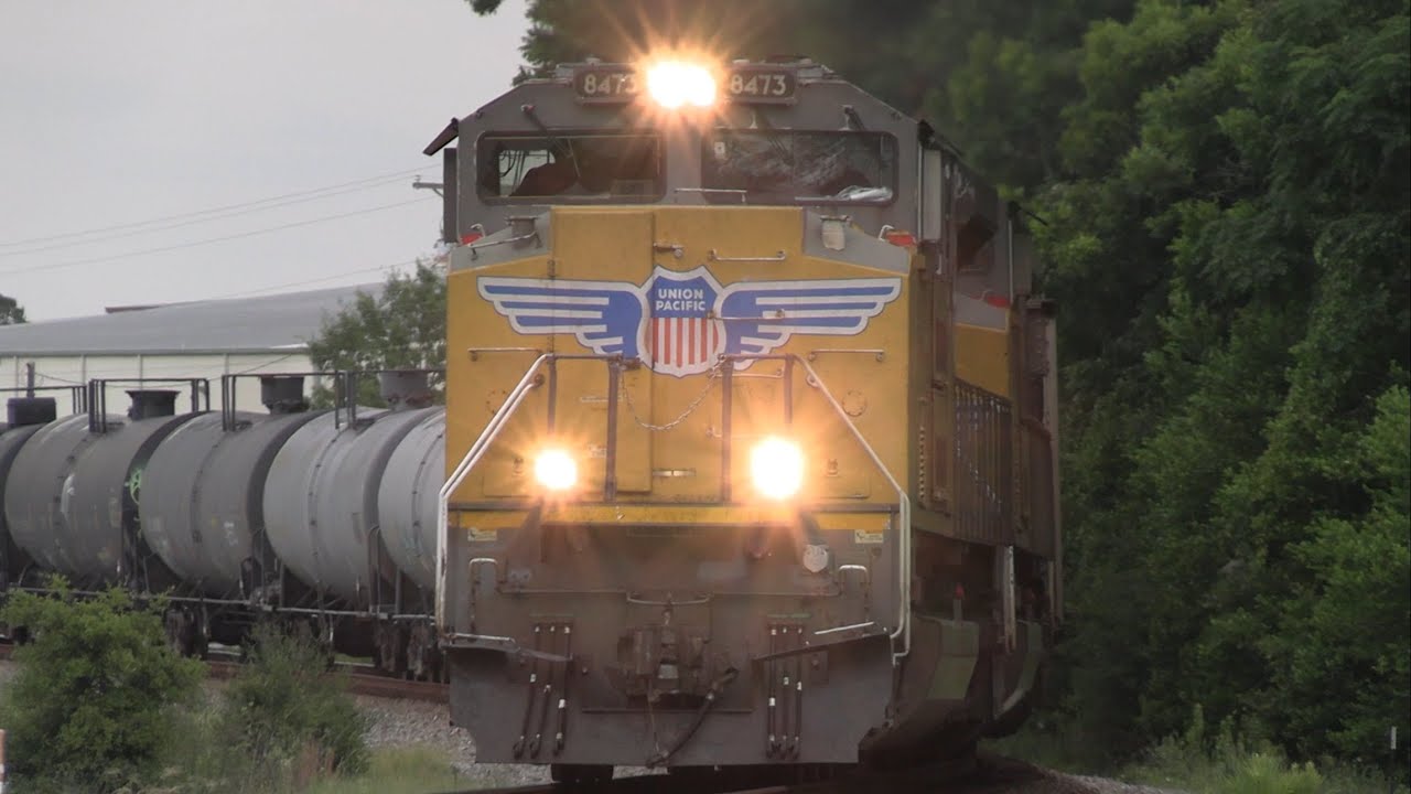 UP 8473 & 9000 leads NS 330 at Arabi, GA 7/7/24 - YouTube