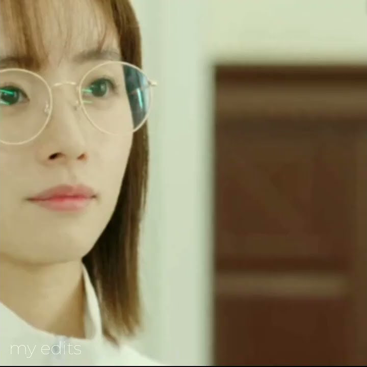 girl sighting love Tamil whatsapp status songs - YouTube