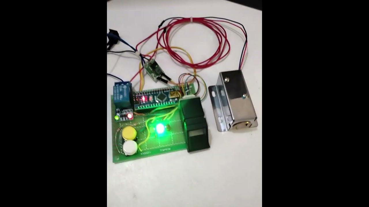 Fingerprints door lock system using Arduino - YouTube