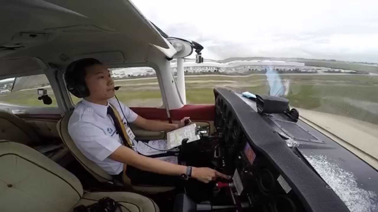 Student Pilot First Solo || Java Flight School || #flywayman - YouTube