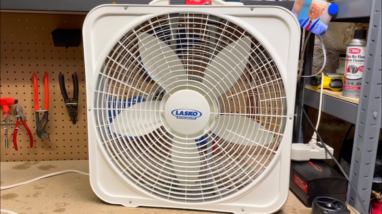 Lasko Weather-Shield Box Fan 3720 (2007-08) - YouTube