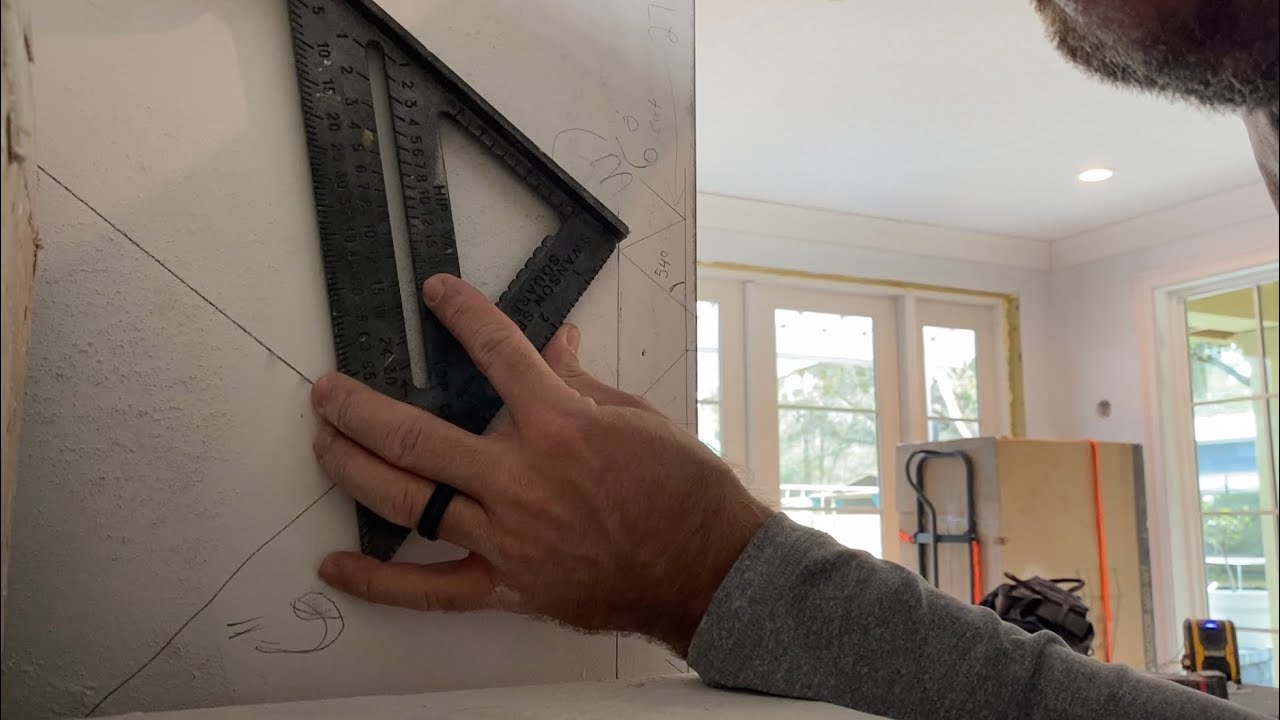 How to use a Swanson Speed Square as a Protractor - YouTube