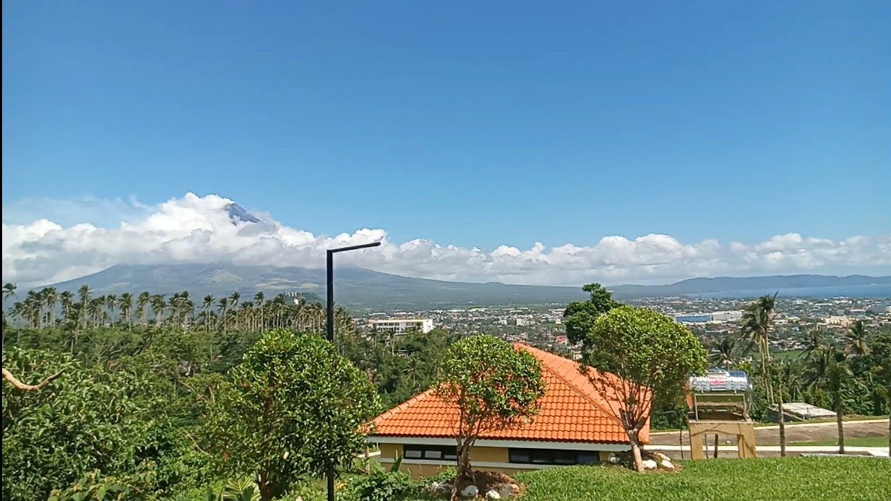 LEGASPI CITY VIEW | Legaspi Albay | Bicol Tour - YouTube