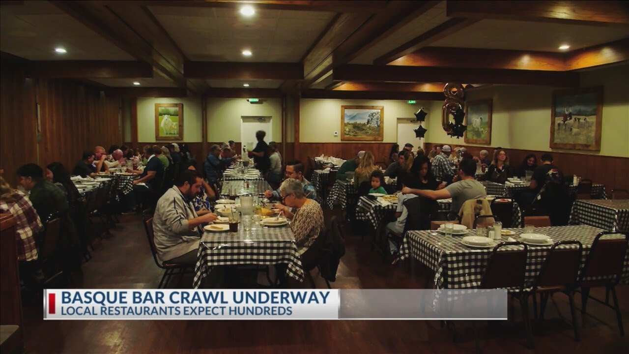 Basque Bar Crawl underway in Bakersfield - YouTube