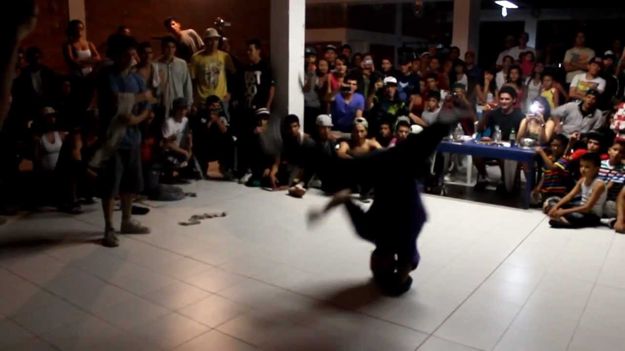 Round Final 2012 Bboy Alex VS Bboy LilDrez - YouTube