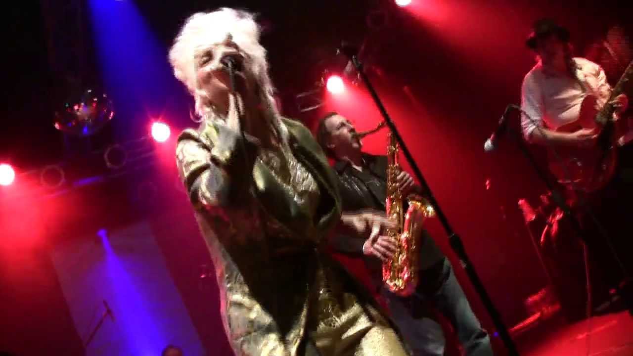 "DOMINO" CHRISTINE OHLMAN The Beehive Queen @ Joe Hurley's St Patrick's ...