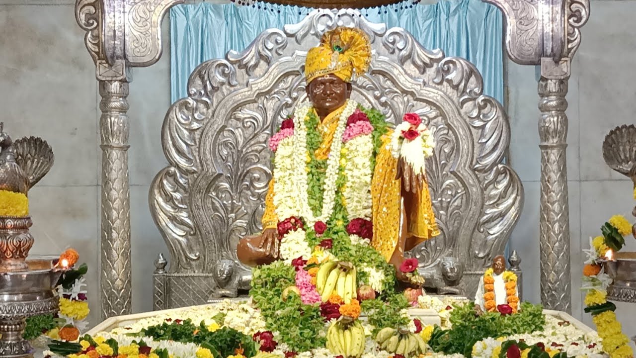 NITYANAND SAMADHI MANDIR GANESHPURI, INDIA - YouTube