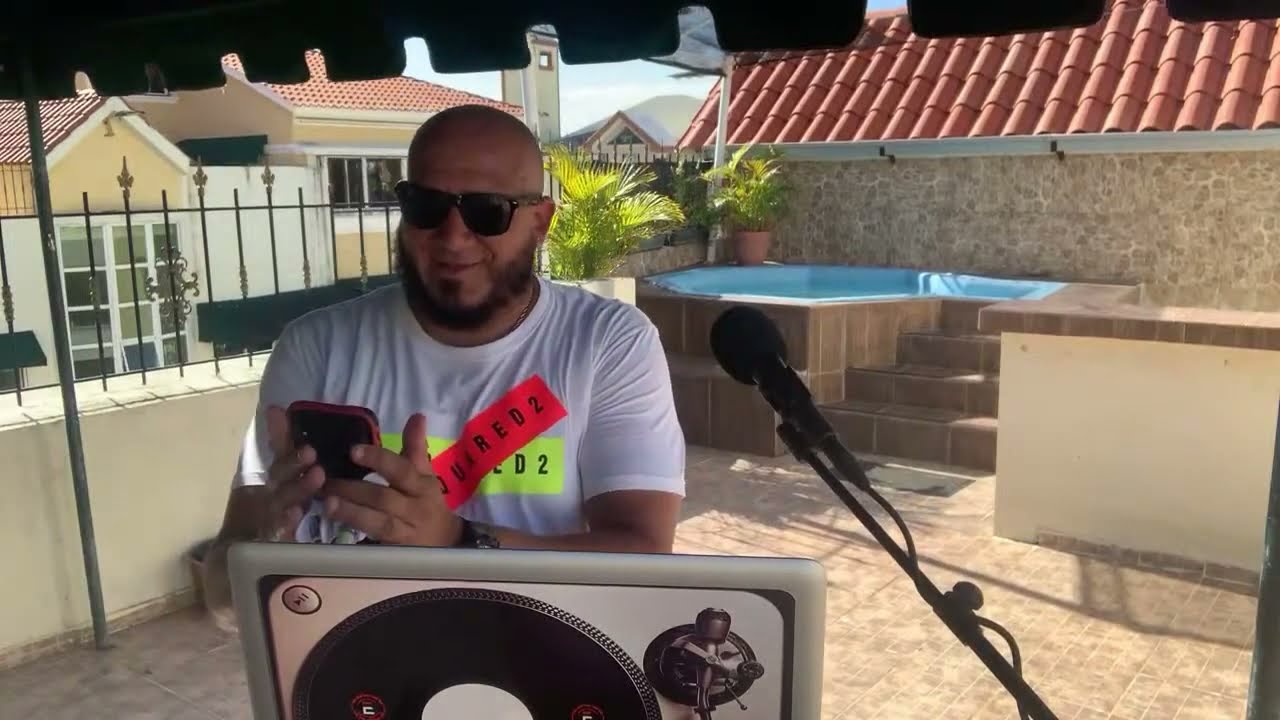 Dj Edward Live Desde Casa de Dj Joe El Catador ComboDeLos15 - YouTube