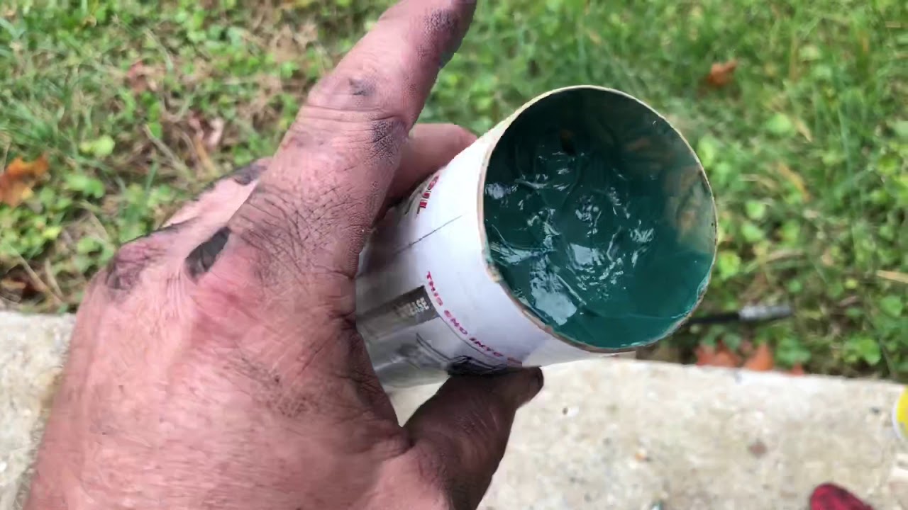 Trucking , How to load , and use a grease gun. - YouTube