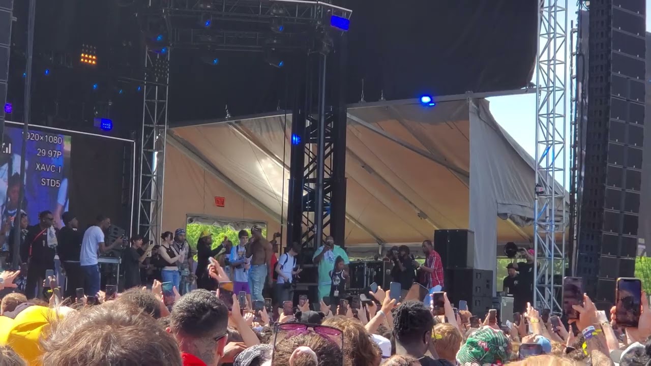 Famous Dex "Japan" Live @Lyrical Lemonade Summer Smash Chicago 2022 ...