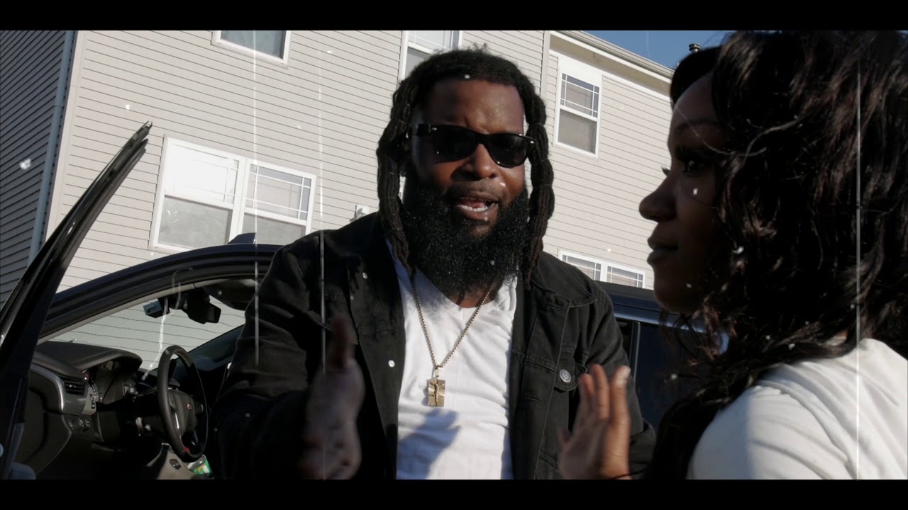 Twice Bizzy- Blowin A Ziplock Official Video - YouTube