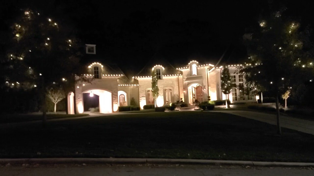 Twinkle c7 / c9 bulbs - Christmas Lights on trees - YouTube