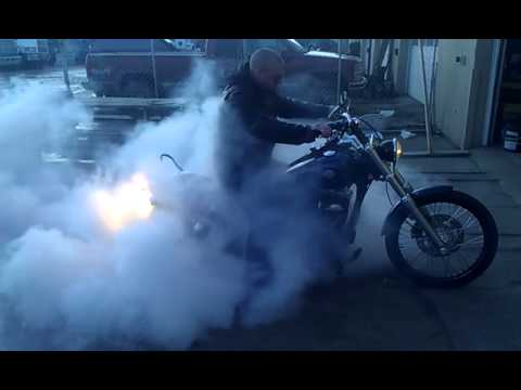 6 Gear Dyna Wide Glide Burnout - YouTube