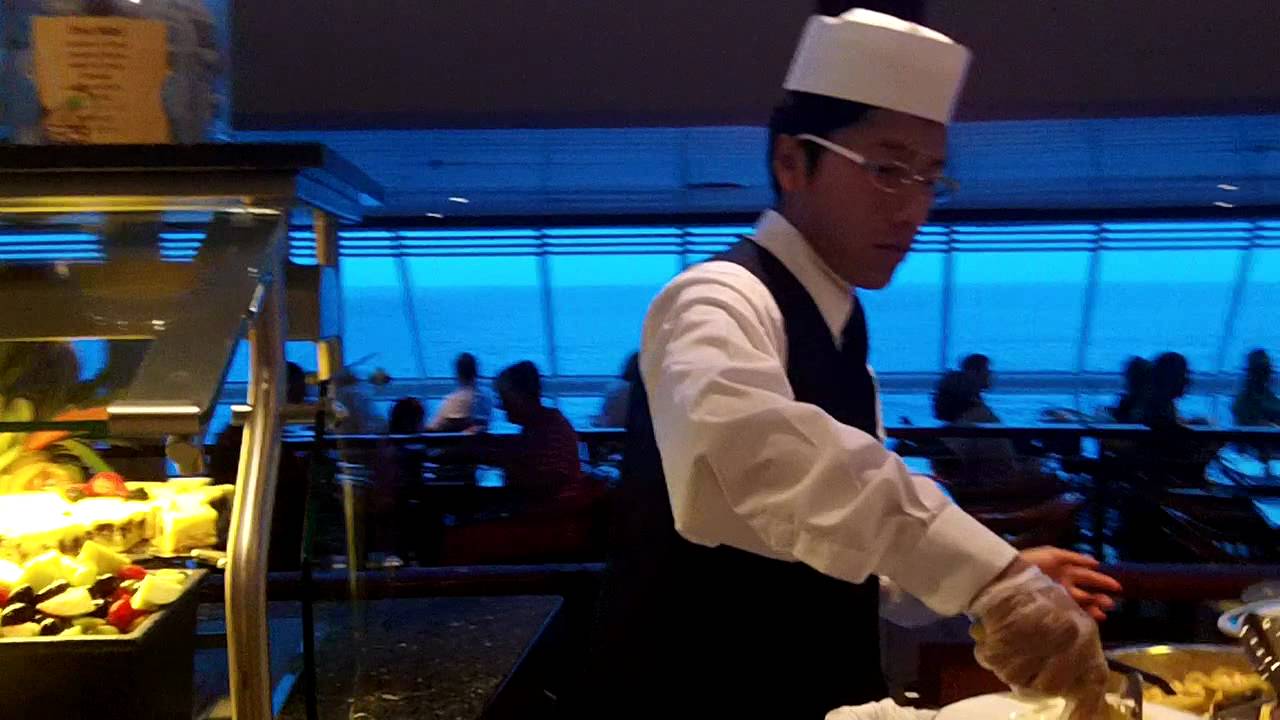 BERMUDA CRUISE:INTERNATIONAL BUFFET DINNER TOUR AT THE WINDJAMMER - YouTube