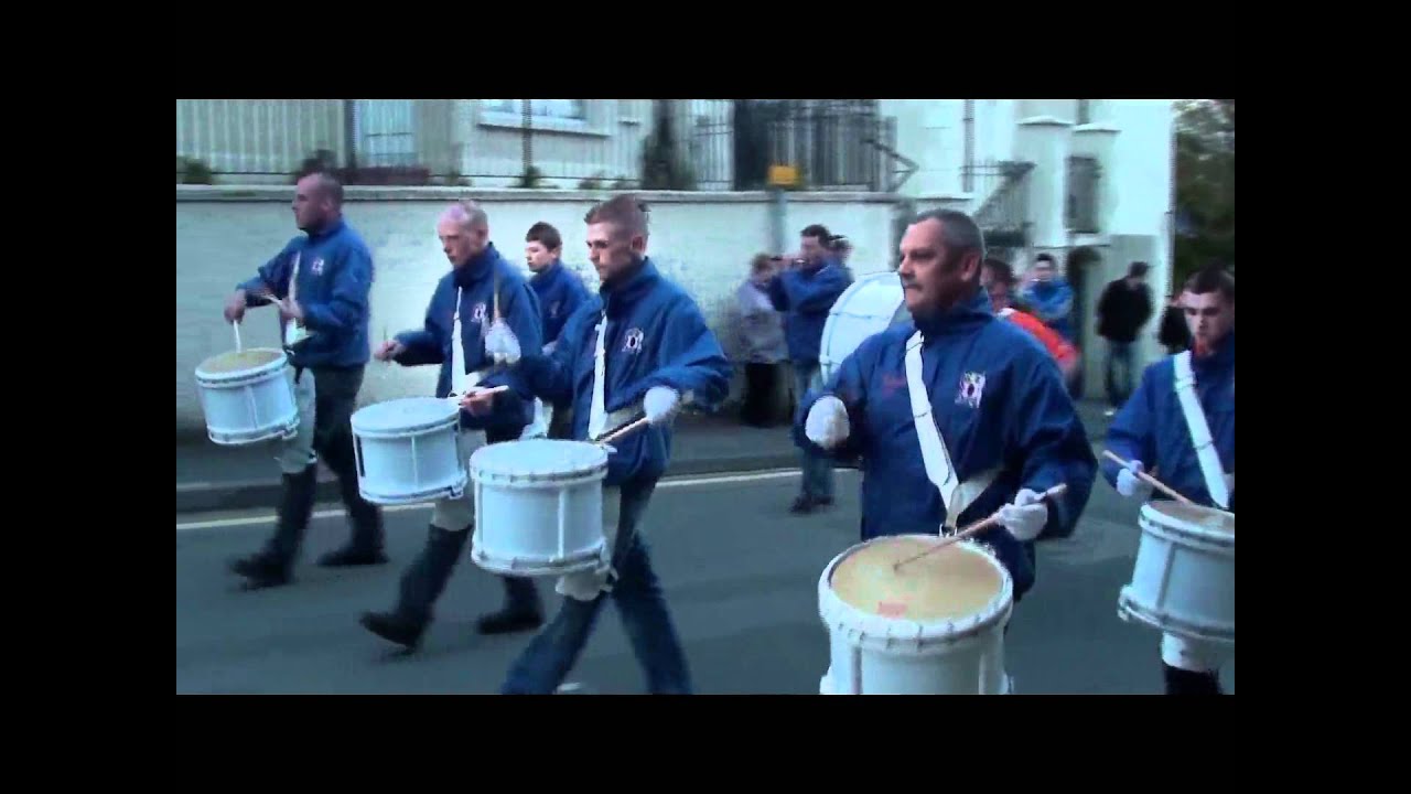 Ballysally young defenders (1) @ Newtownstewart 2012 - YouTube