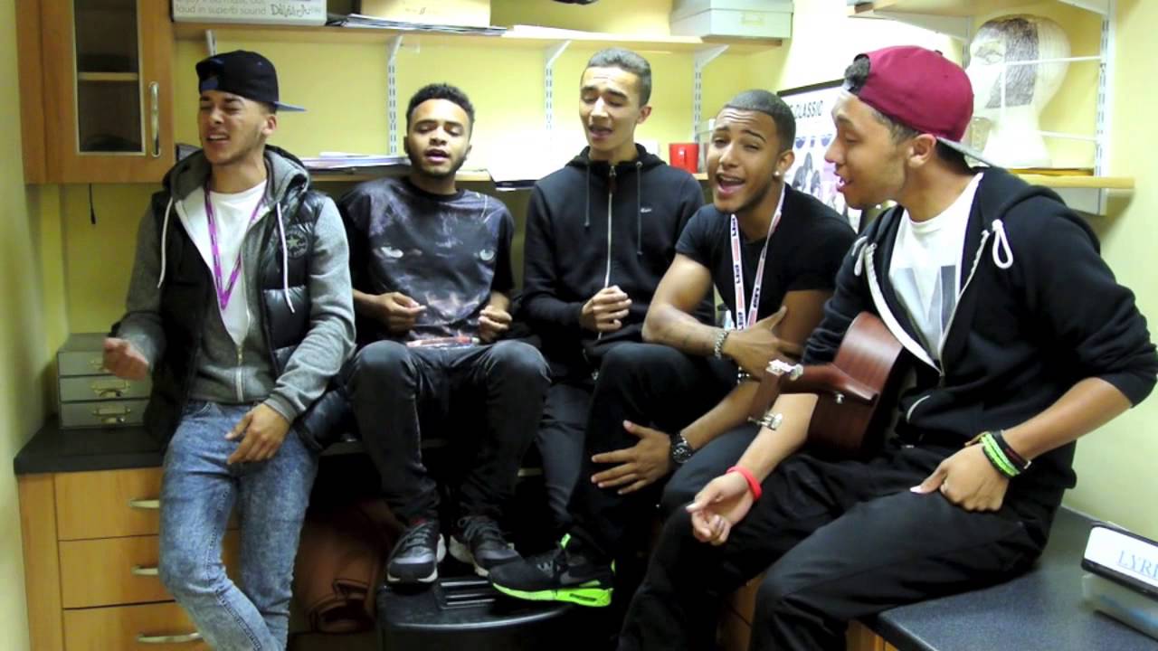 On the run/Can we talk cover by MiC LOWRY - YouTube