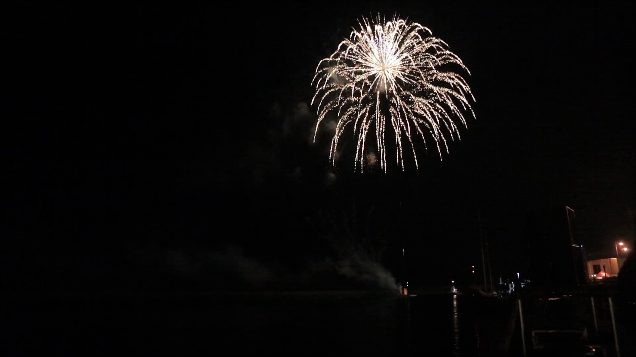 Blyth Fireworks 2016 - YouTube