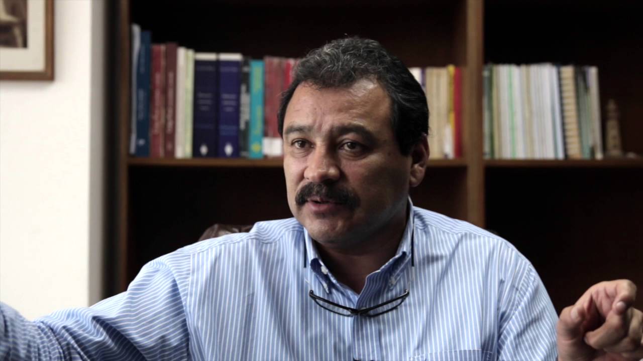 César Calderón 8 - YouTube