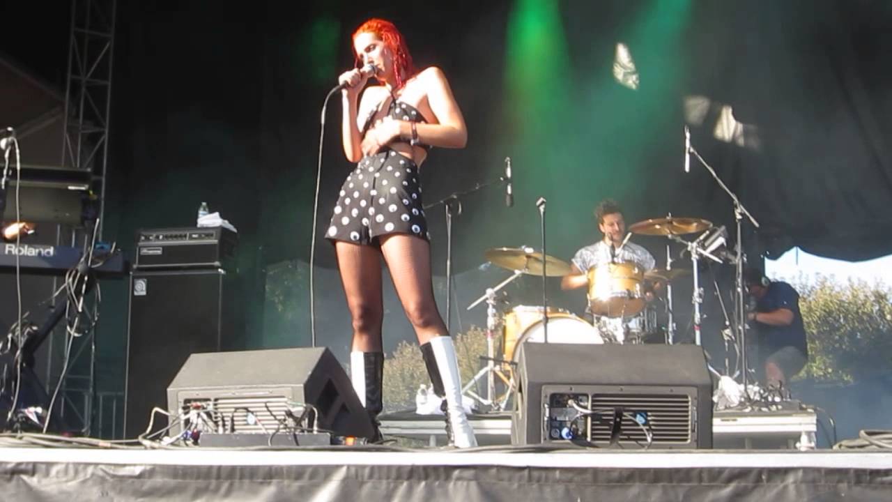 MS MR - Hurricane (Live At Lollapalooza In Chicago's Grant Park) - YouTube