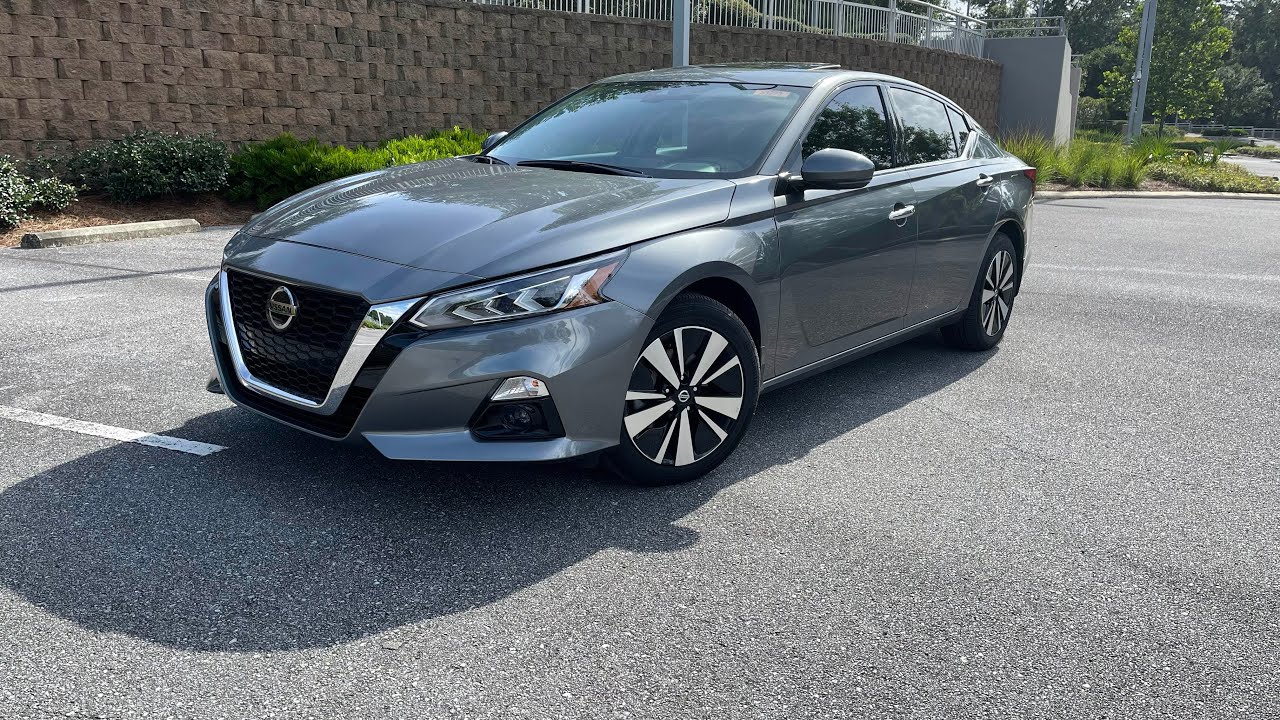 2021 Nissan Altima SL AWD / Review - YouTube