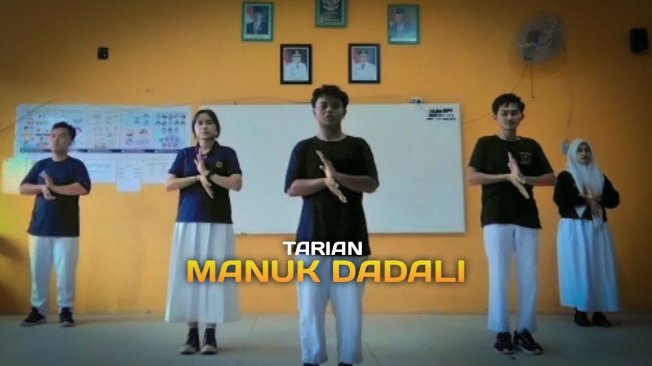 TARIAN MANUK DADALI dari kelompok 6 - Seni Budaya Kelas XII IPS 2 - YouTube