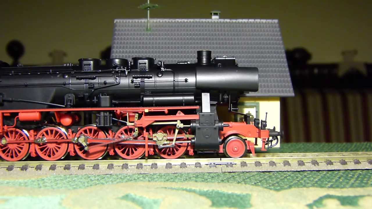 BR52 Roco nr.art.62185 - YouTube