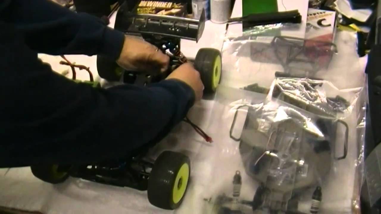 Redcat Racing Backdraft 8e battery box mod - YouTube