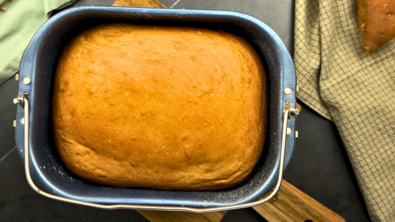 Fluffiest Sweet Potato Bread (Bread Machine) Recipe - YouTube