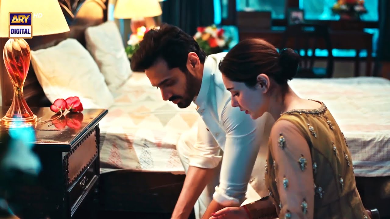 Teri Le Lein Balayein, Tere Sadqay Utarein 💖 #mujhepyaarhuatha - YouTube
