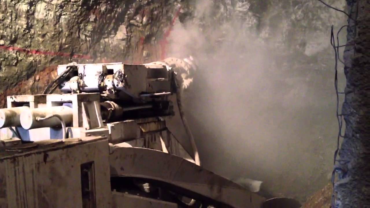 Week 5 - Road Header in Action - YouTube