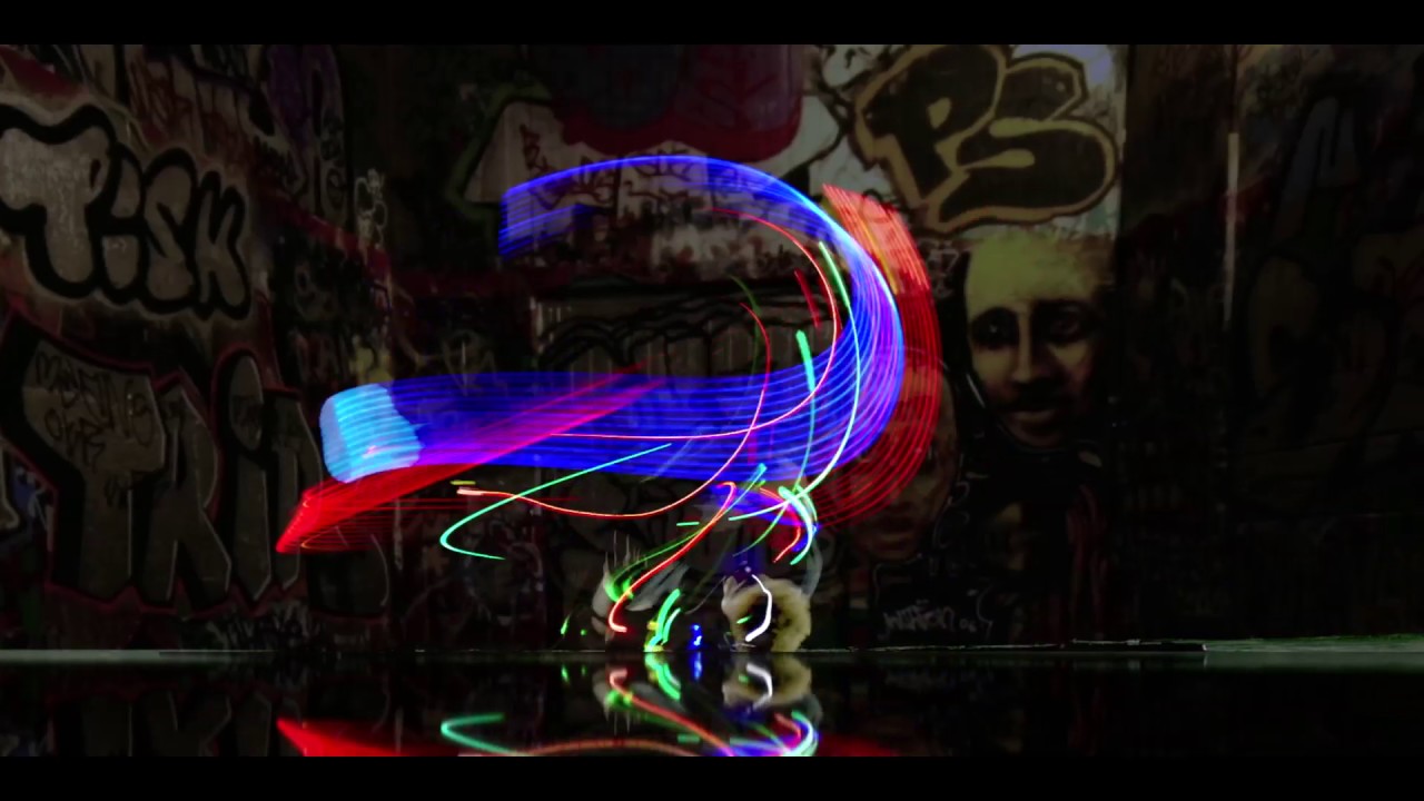 Clas Mild Luminous People 30s 160819 - YouTube