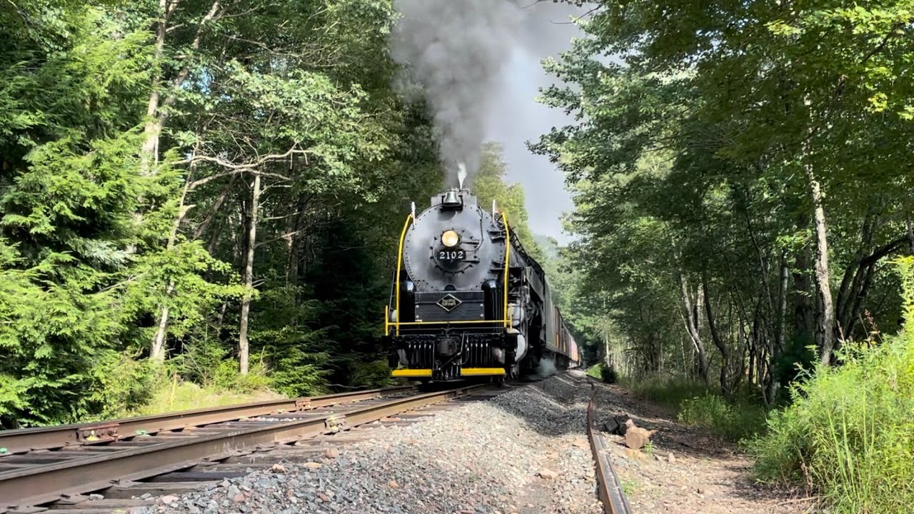 Reading & Northern 2102: The Rambles Revived - YouTube