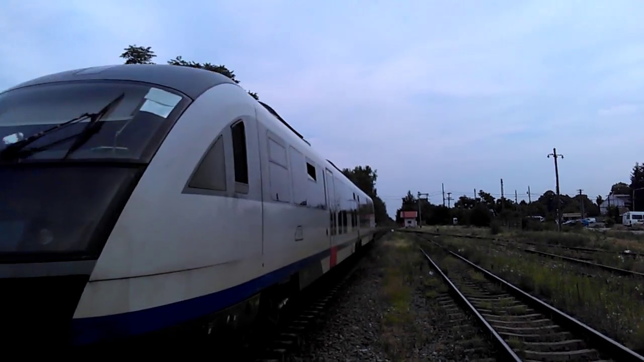 Tren InterRegio 1723 : Caracal- Sibiu soseste in gara Dragasani - YouTube