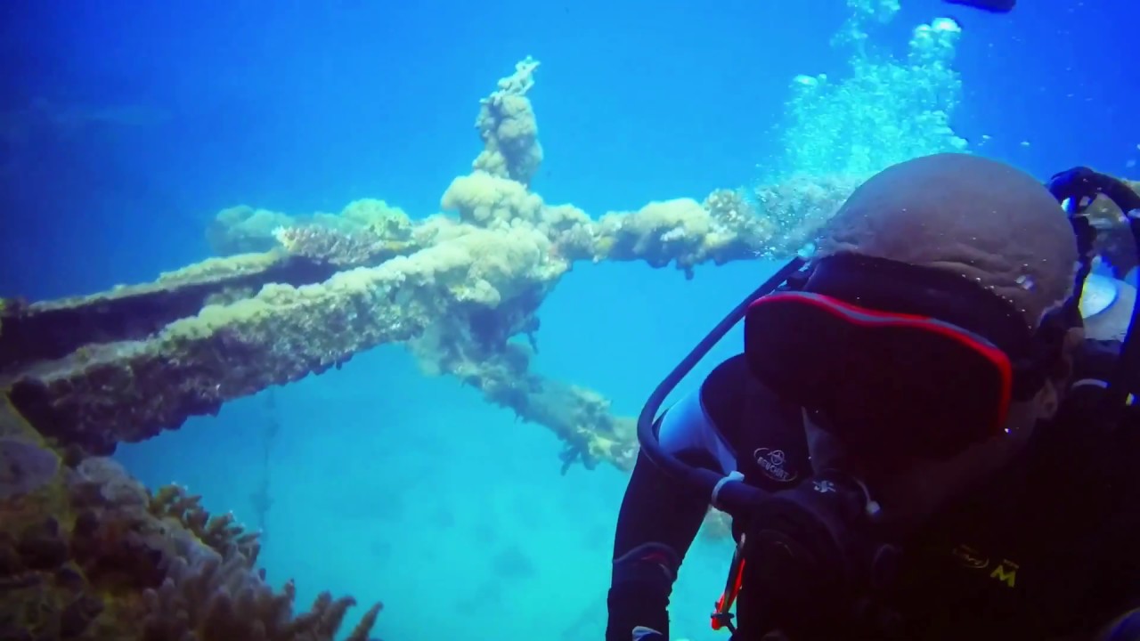 Scuba dive Chicken Wreck Jeddah !! - YouTube