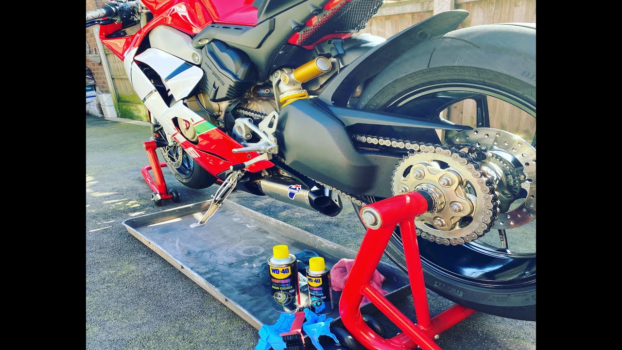 How to clean your motorcycle chain | Ducati Panigale V4| - YouTube