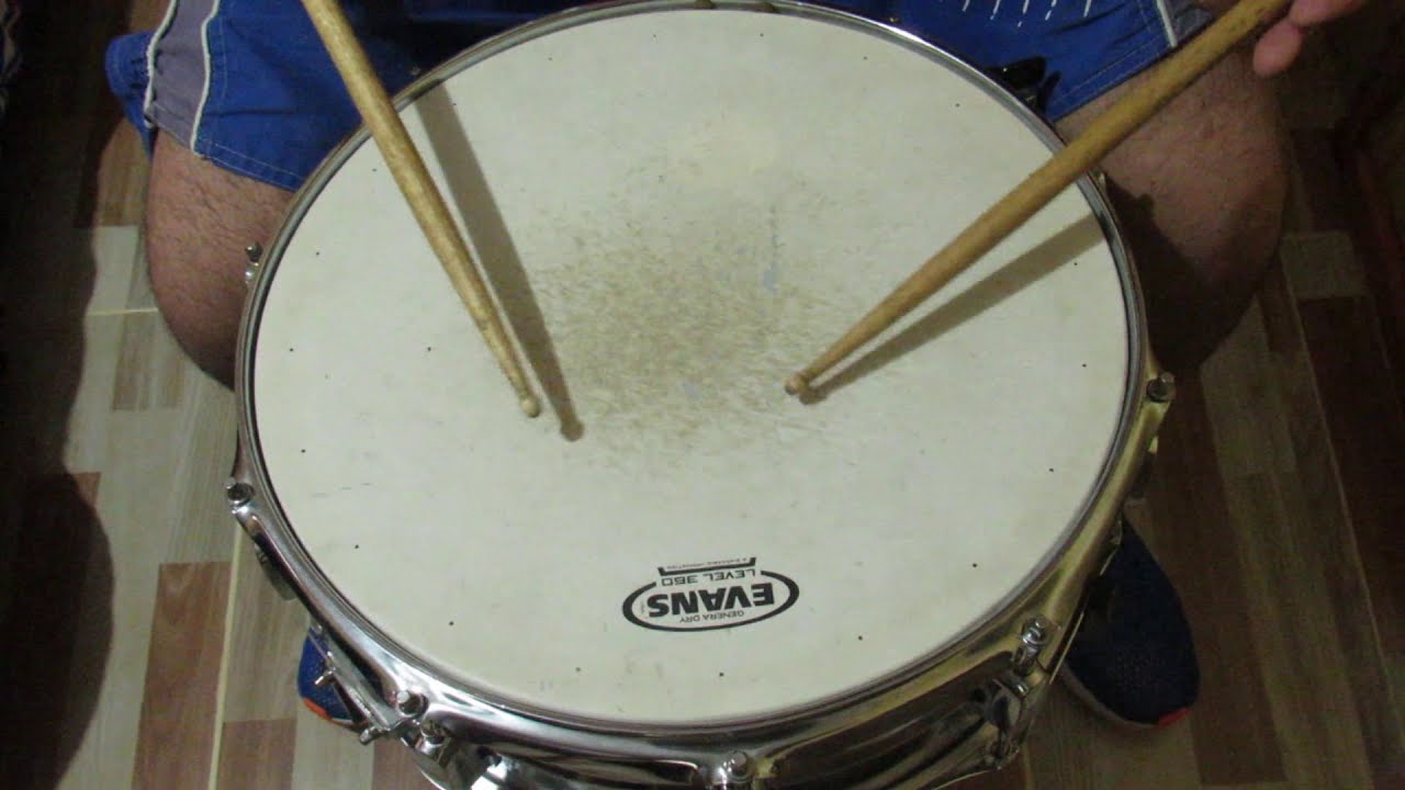 Marcha "Viejos Camaradas" - Tambor (Redoble) - YouTube