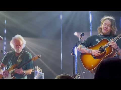 Billy Strings avec Bob Weir (To Lay Me Down/Grateful Dead) Ryman Auditorium 5-7-22