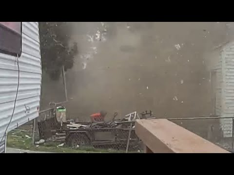 Natural gas tank explodes in Houston, none injured - YouTube