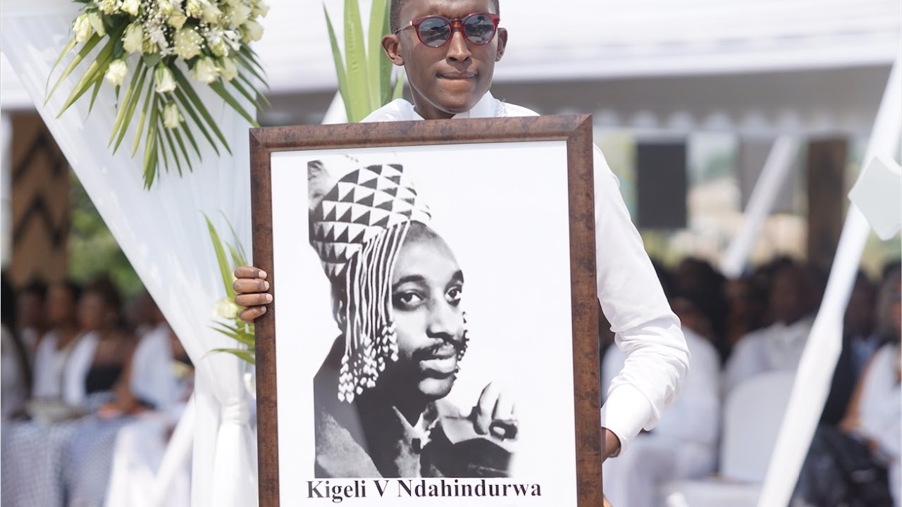 KING KIGELI BURIAL CEREMONY - YouTube