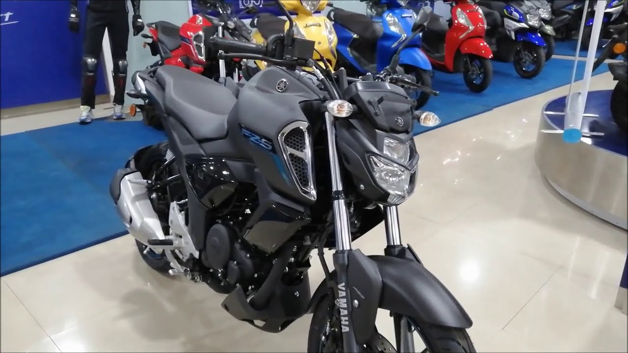 Yamaha fzs bs6 Matt black - YouTube