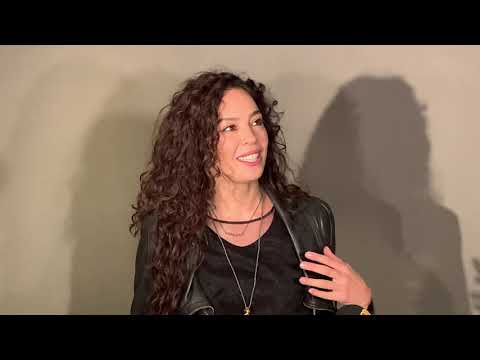 Azra Akın kendisini şarj eden üç şeyi açıkladı