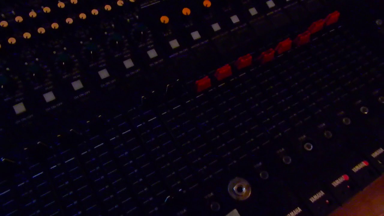 Yamaha PM2000 Talk About - YouTube